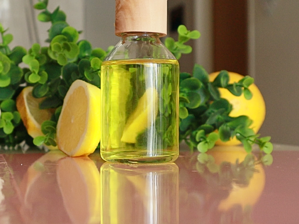 Aroma Talks - All Natural Things Health And Wellness